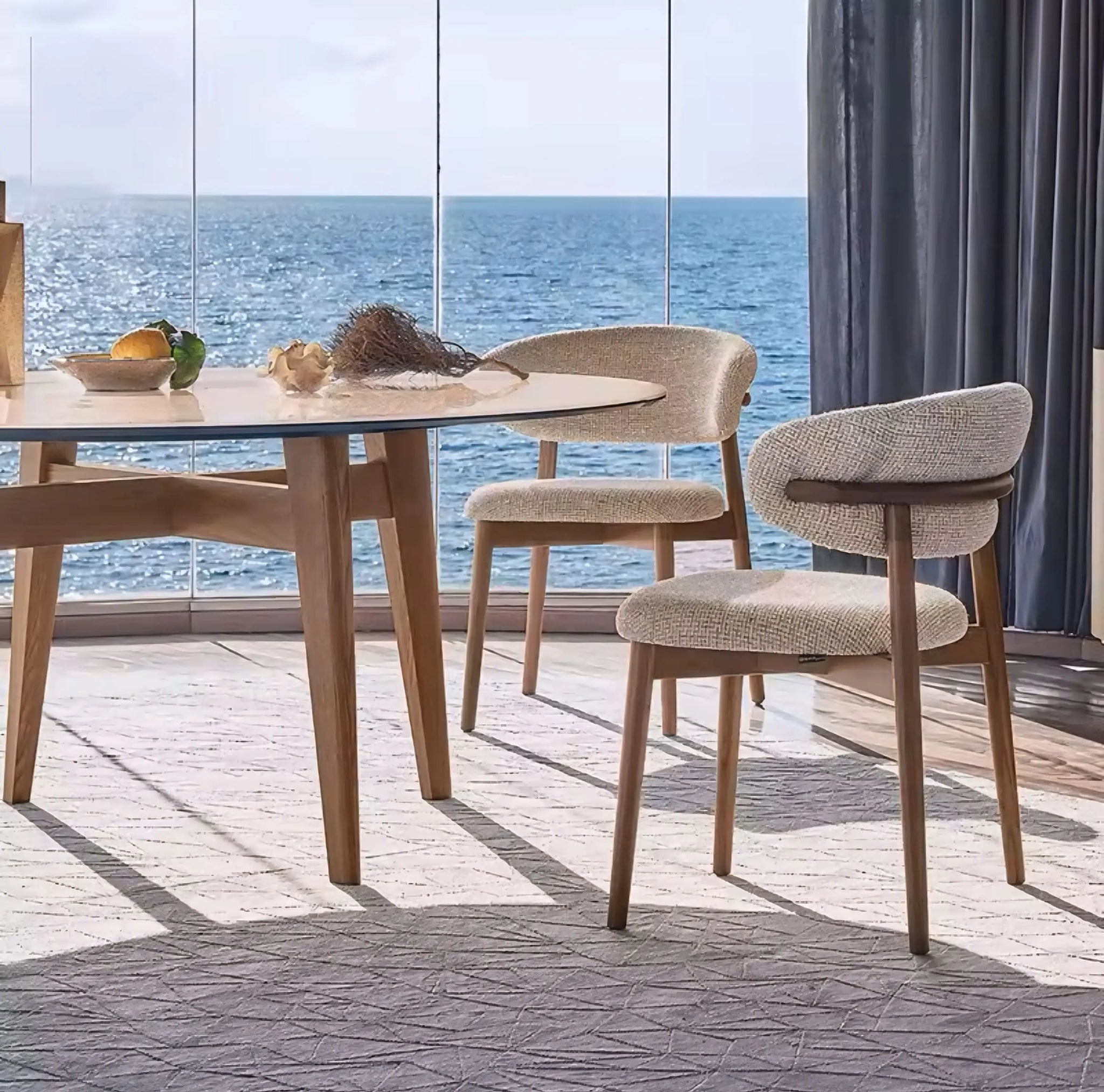 Risa Chair